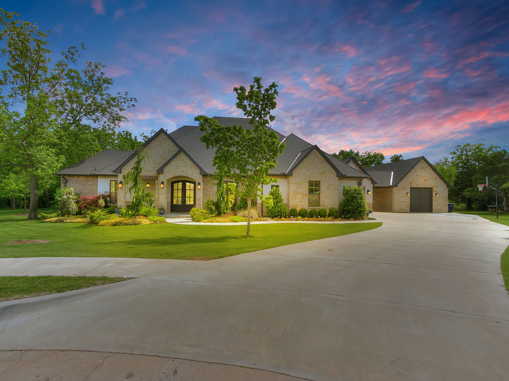 Platinum Home Custom homes for Oklahoma