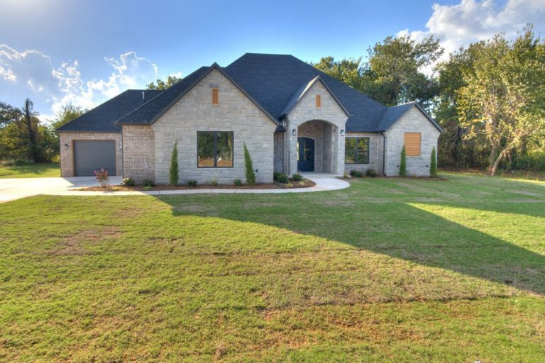 1153 Lucas Way | Platinum Homes OKC